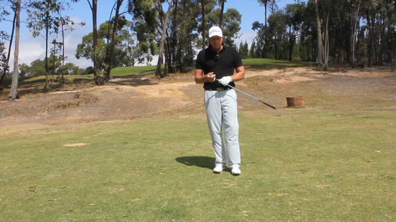 Distract Yourself - World Class Golf Instruction